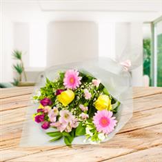 The Selsey Florist - Order Flowers Online or 01243 601888